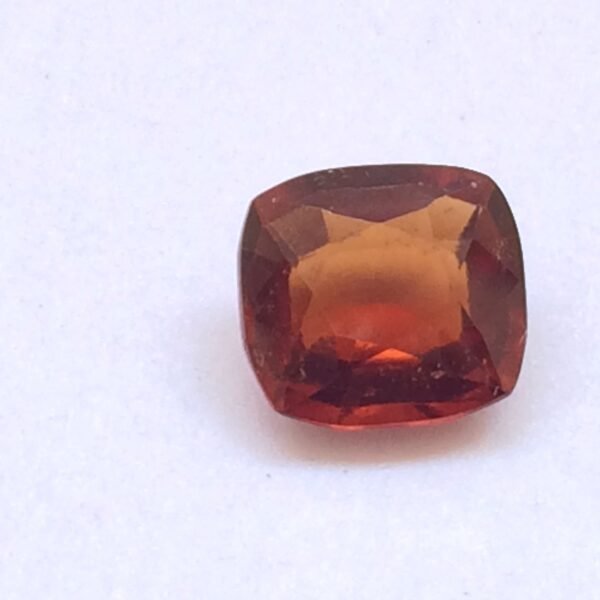 Gomed Stone Benefits | 5 Life-changing Astrological Benefits of Hessonite