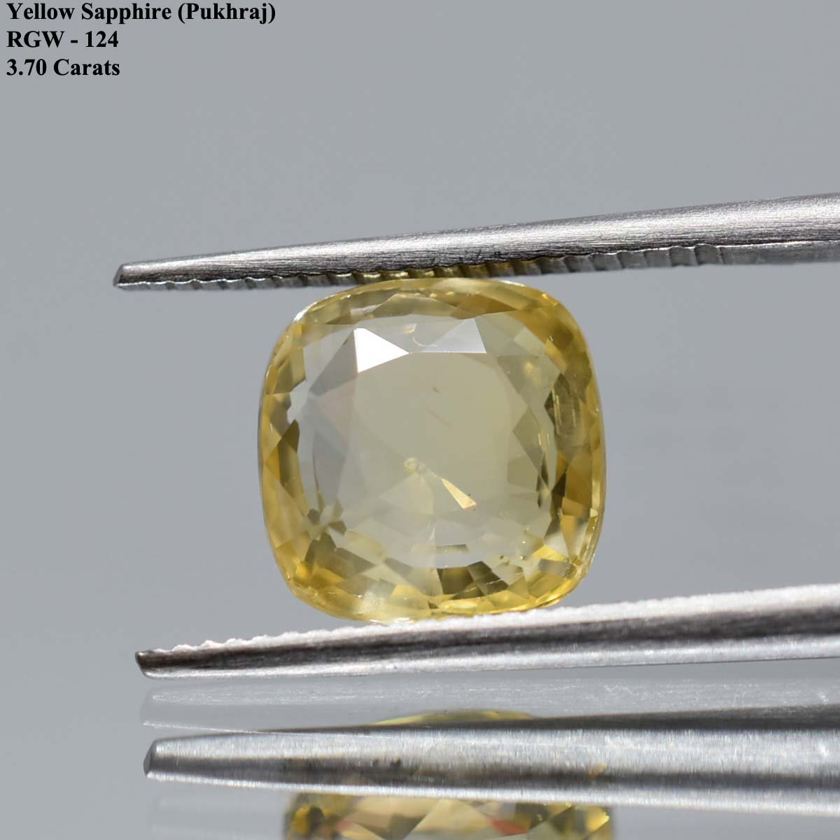 6.5 Ratti Pukhraj at Best Price in Delhi, India (100% Natural & Certified)